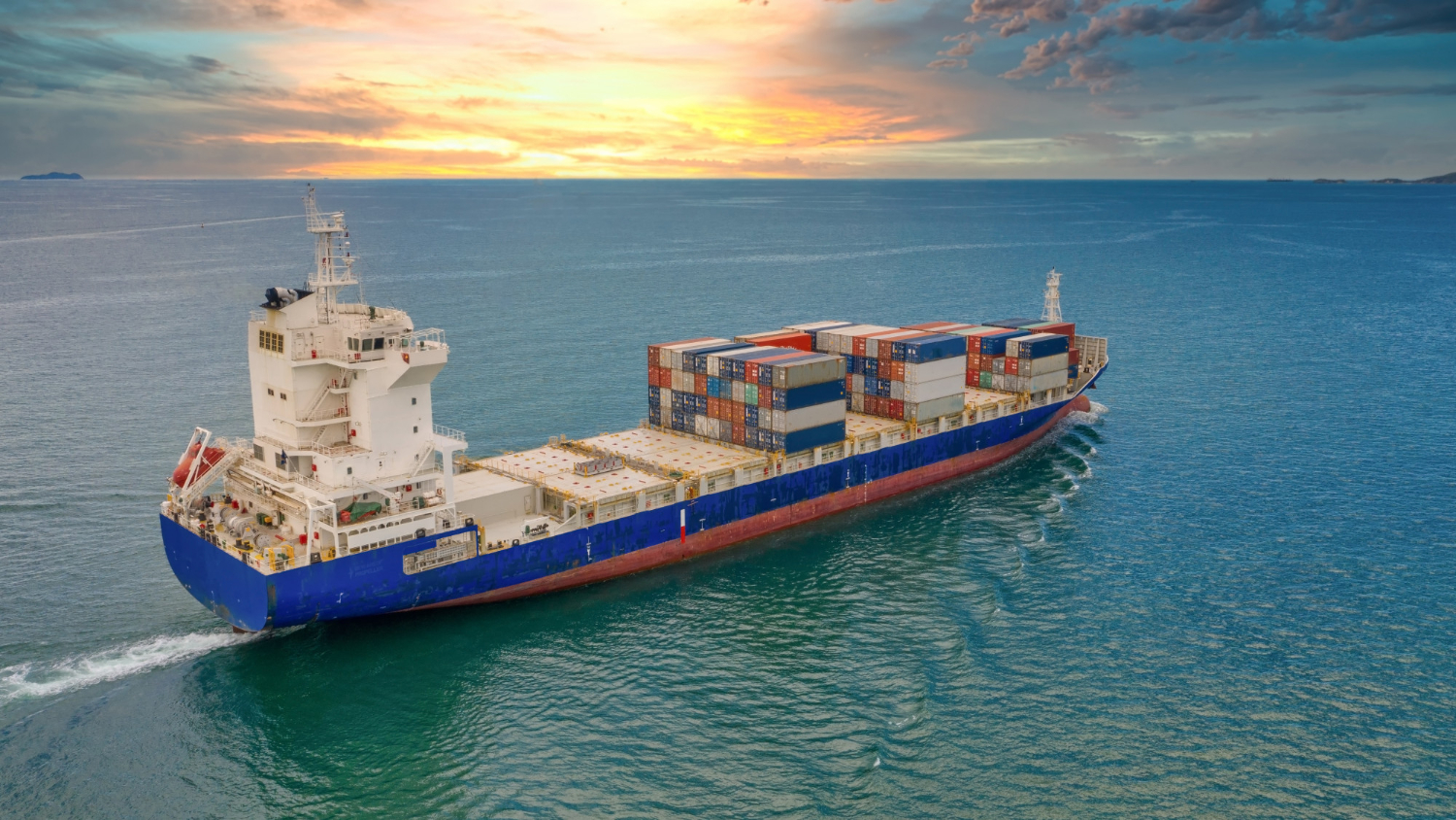 Kenapa Cargo Laut Cocok Untuk Pengiriman Ke Makassar